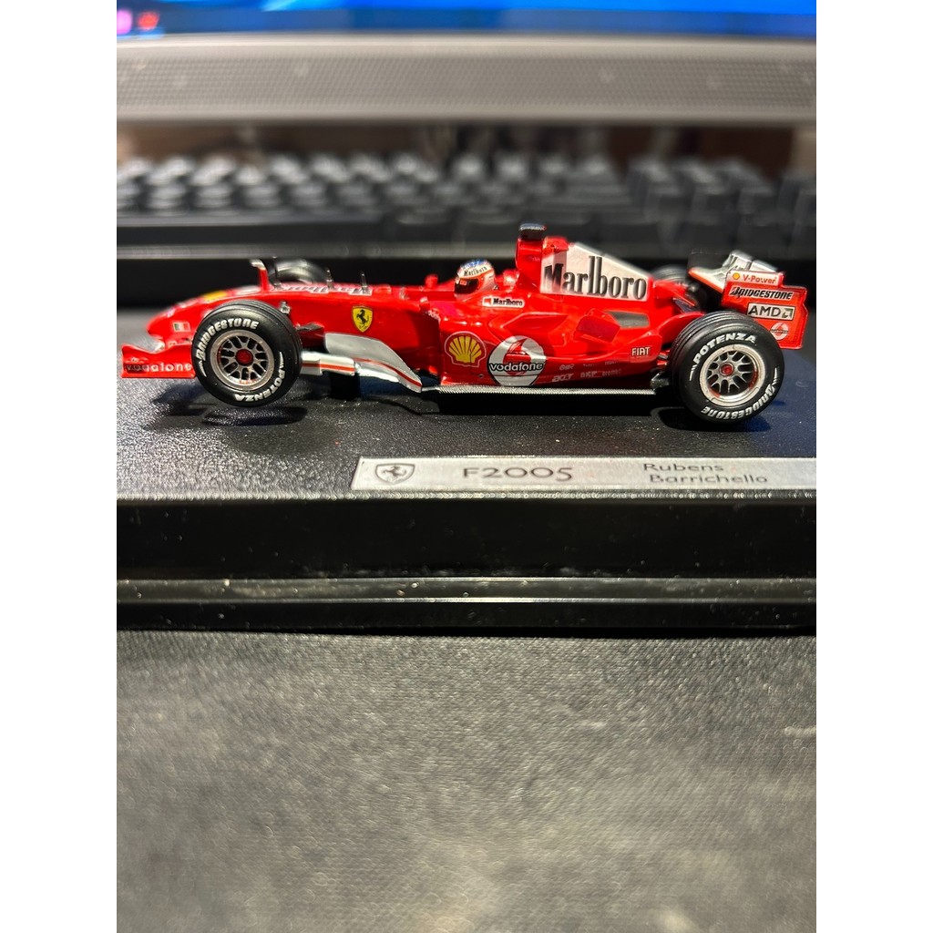 [Ready Stock] Hot Wheels 1/43 Ferrari F2005 Barry Chero Marlboro Smoke ...