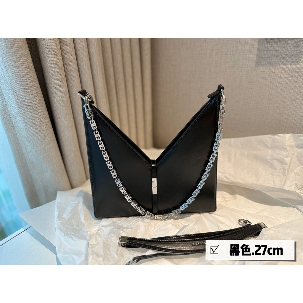 2025 Given Ch.y V-shaped Cut Out Handbag Shoulder Underarm Bag (with ...