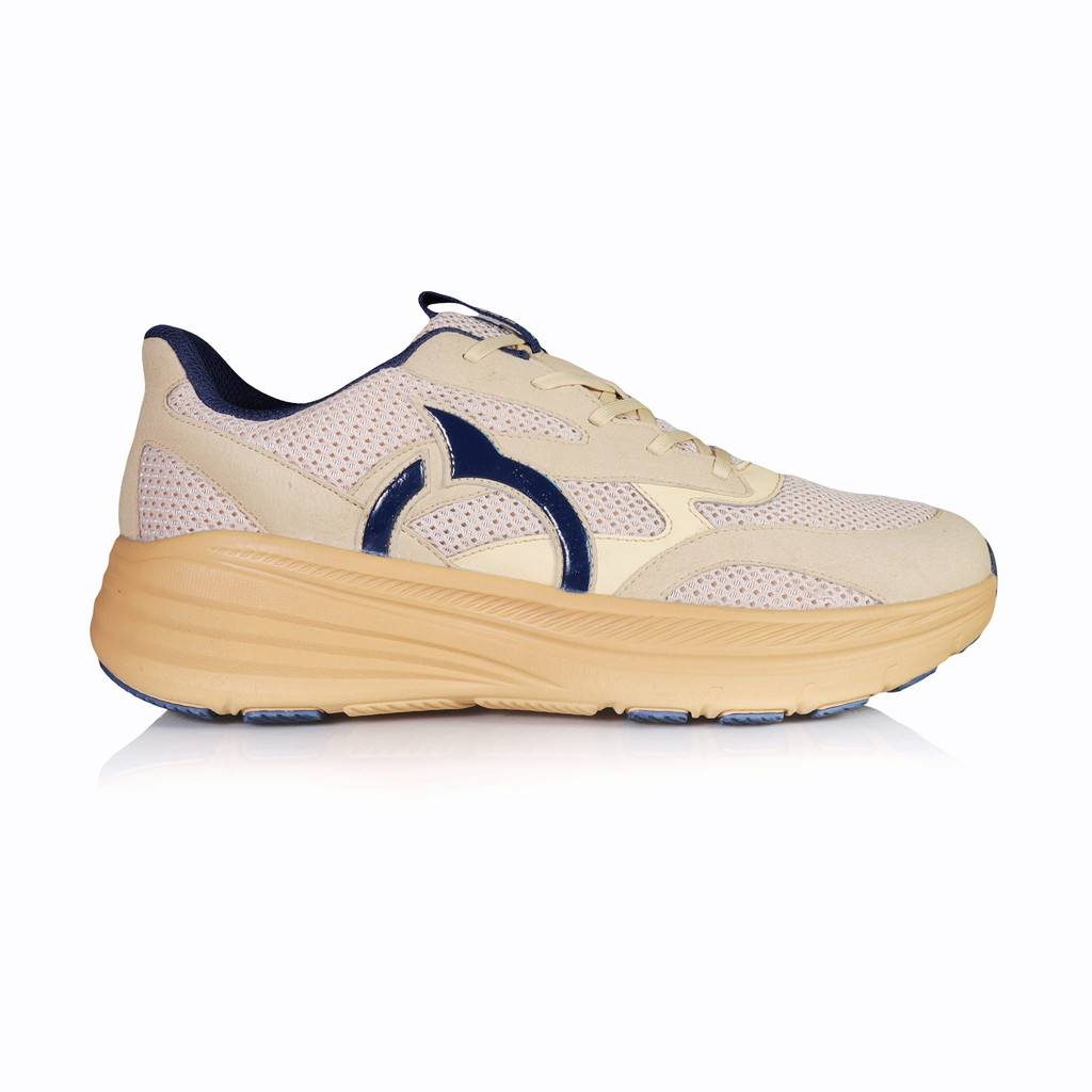 Ortuseight Corby Beige Sneakers | Shopee Malaysia