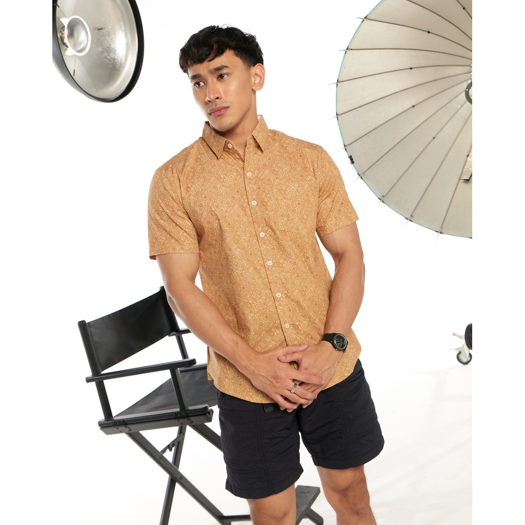 I Am Famous Slim Fit Shirt - Match My Partner Gold | Shopee Malaysia