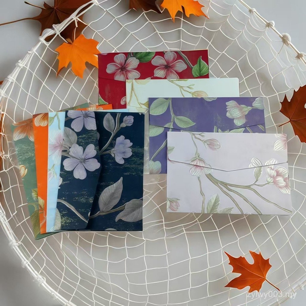 Gaya kuno tulisan tangan bunga brokat retro, jenis barat sampul surat ...