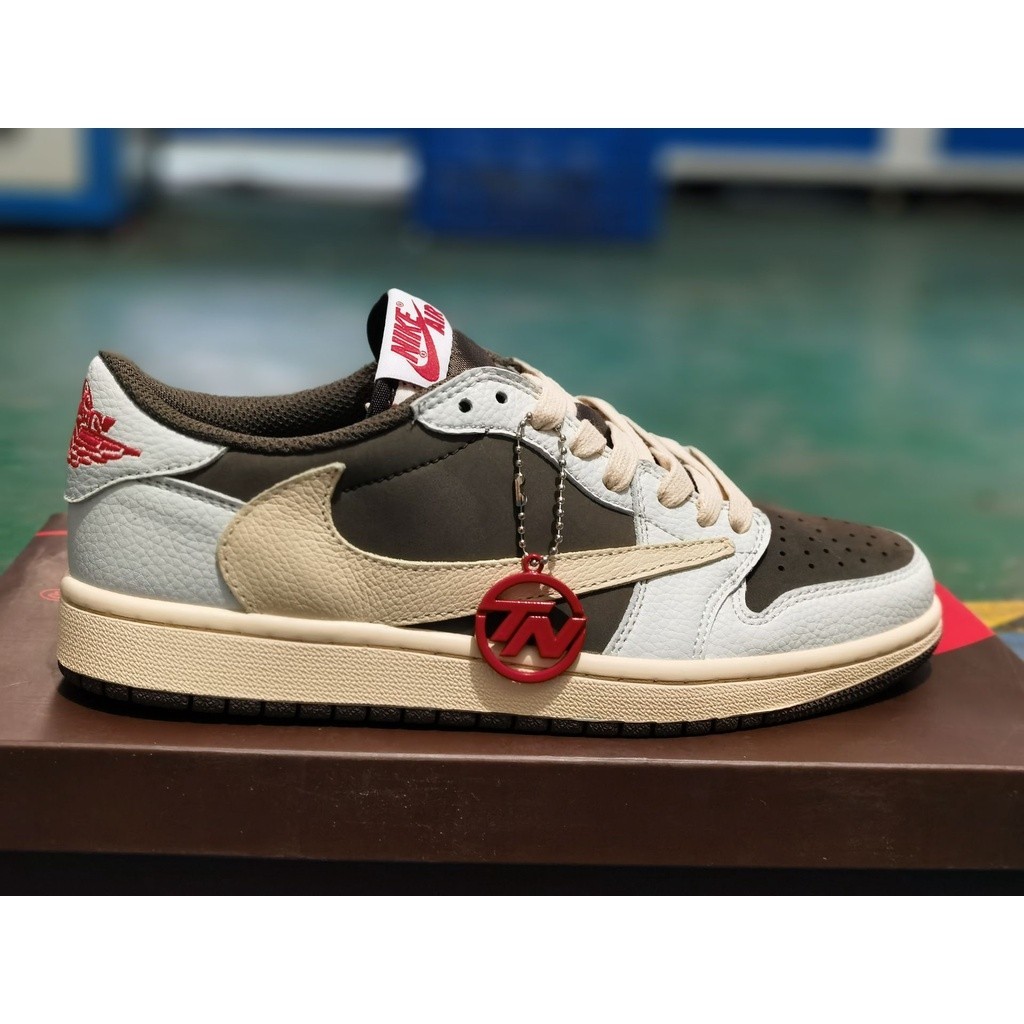 Nike Travis Scott x Air Jordan 1 low OG SP "Sail and Ridgerock" AJ1Gray ...