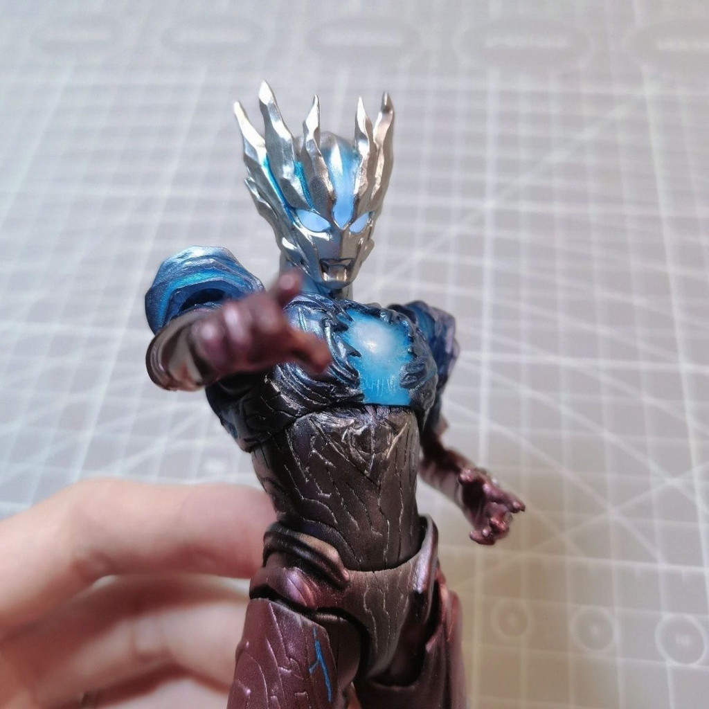 Gold Shining Ultimate Shining Siro Ultraman Toy Joint Super Movable ...