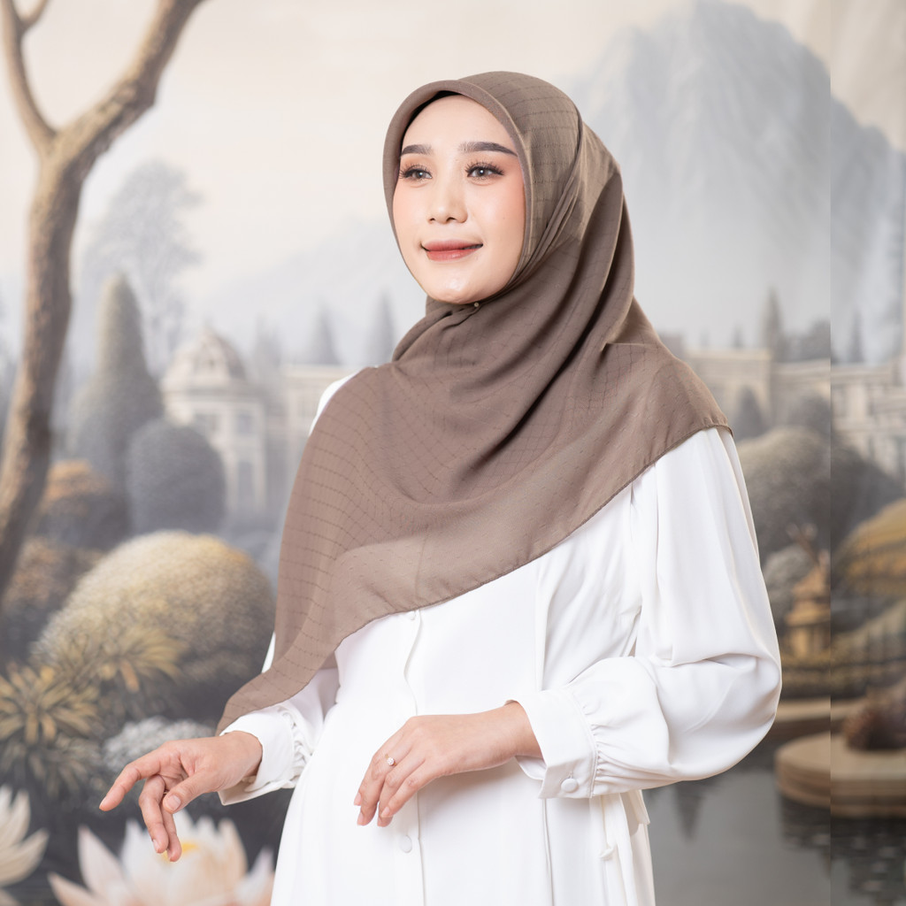 MAYANG COLLECTION - POLYCOTTON DIAMOND J00305 | DAILY SQUARE HIJAB ...