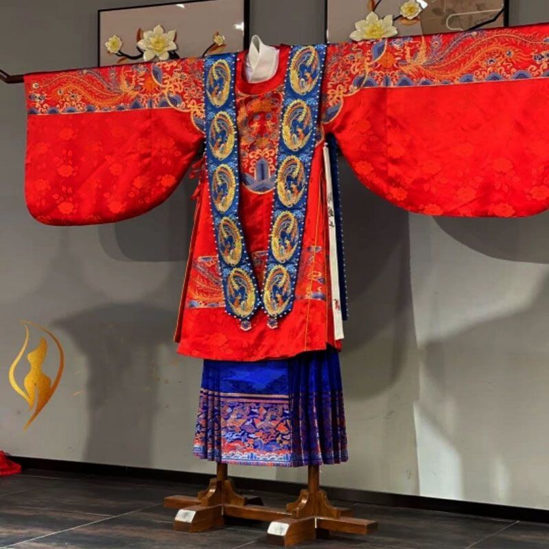 [Waterproof Moisture-Proof] Hanfu Display Rack Tang Suit Floor Hanger ...