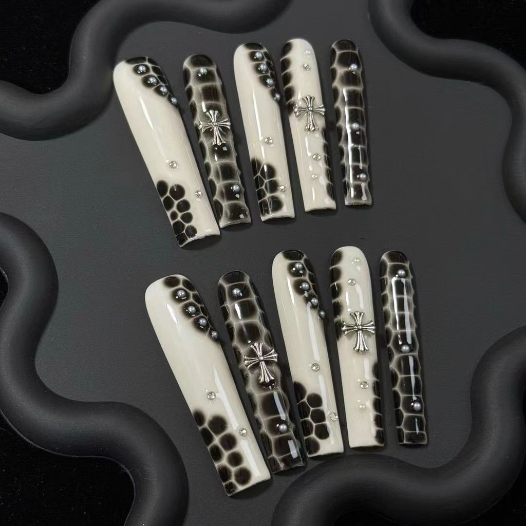 Crocodile Pattern Handmade Wearing Nails ins Hot Girl Nails European ...