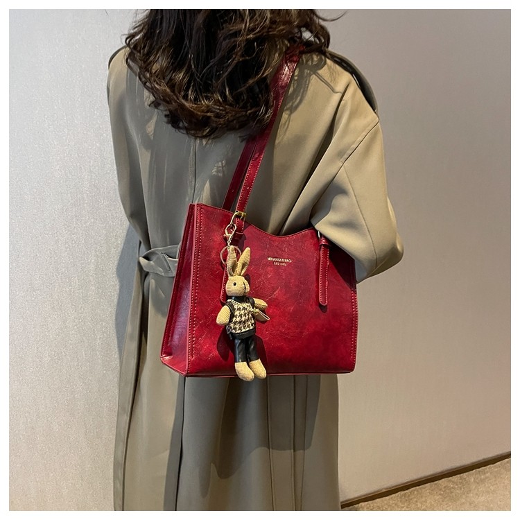 Commuter Large-Capacity Bag 2025 Spring New Style Female Bag Fashion ...