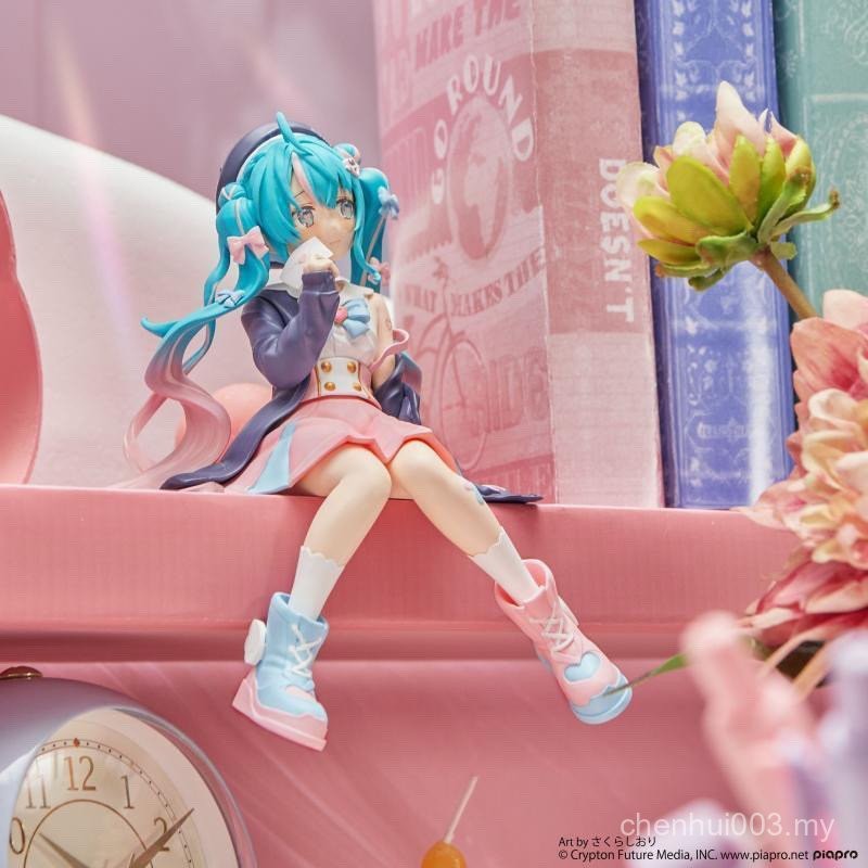 Cute Hatsune Miku Hand-Made Pressed Instant Noodle Sitting Posture Two ...