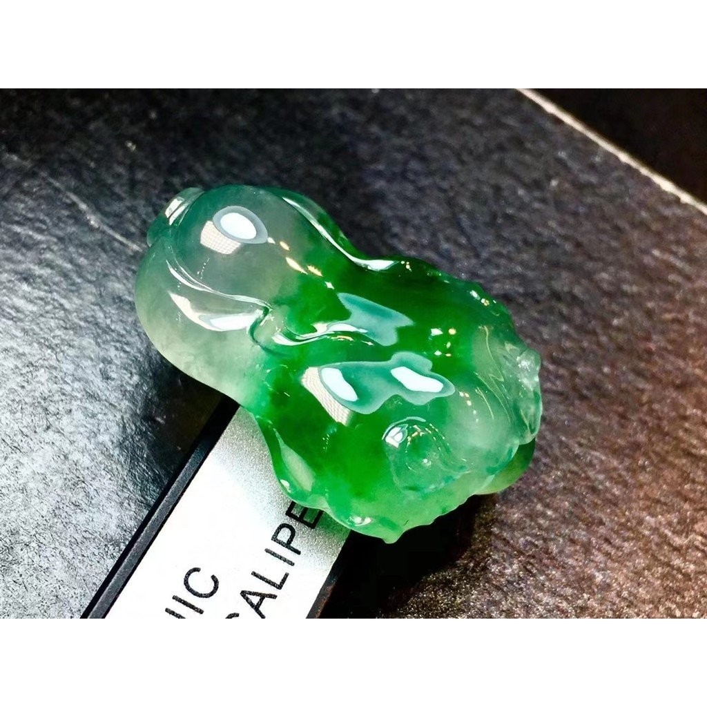 Myanmar Jadeite Jenis Ais Loket Jenis Kubis Warna Lama Pautan Ruang ...