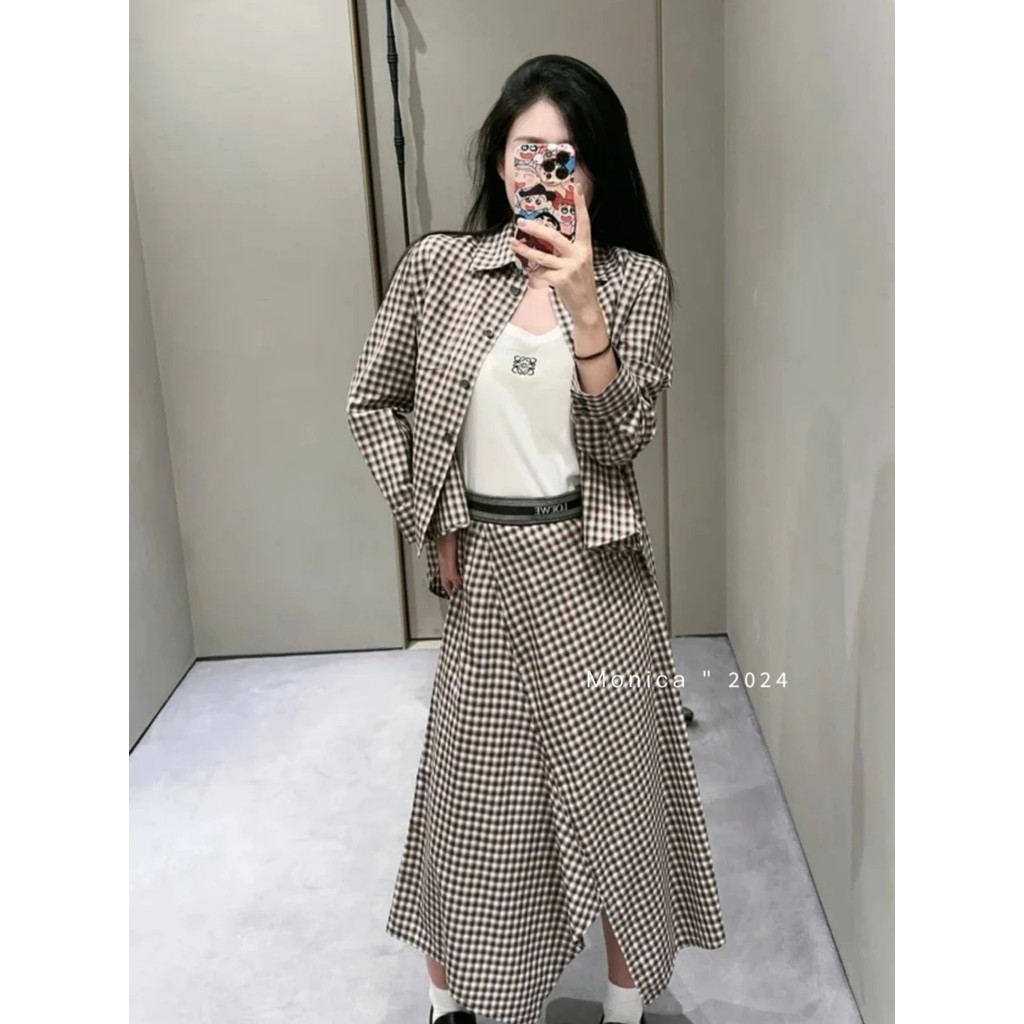 1: 1 A Little Lady Luo | LOEWE ^ 24 New Style Small Plaid Shirt+Skirt ...