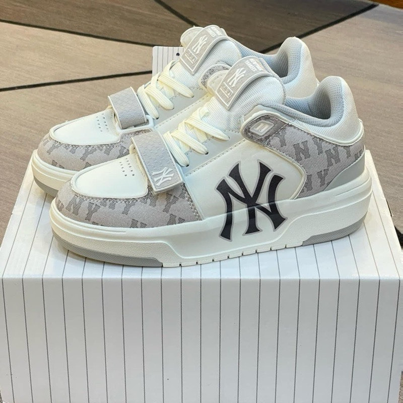 Mlb Chunky Liner Mid Classic Monogram Kasut Kelabu New York Yankees ...