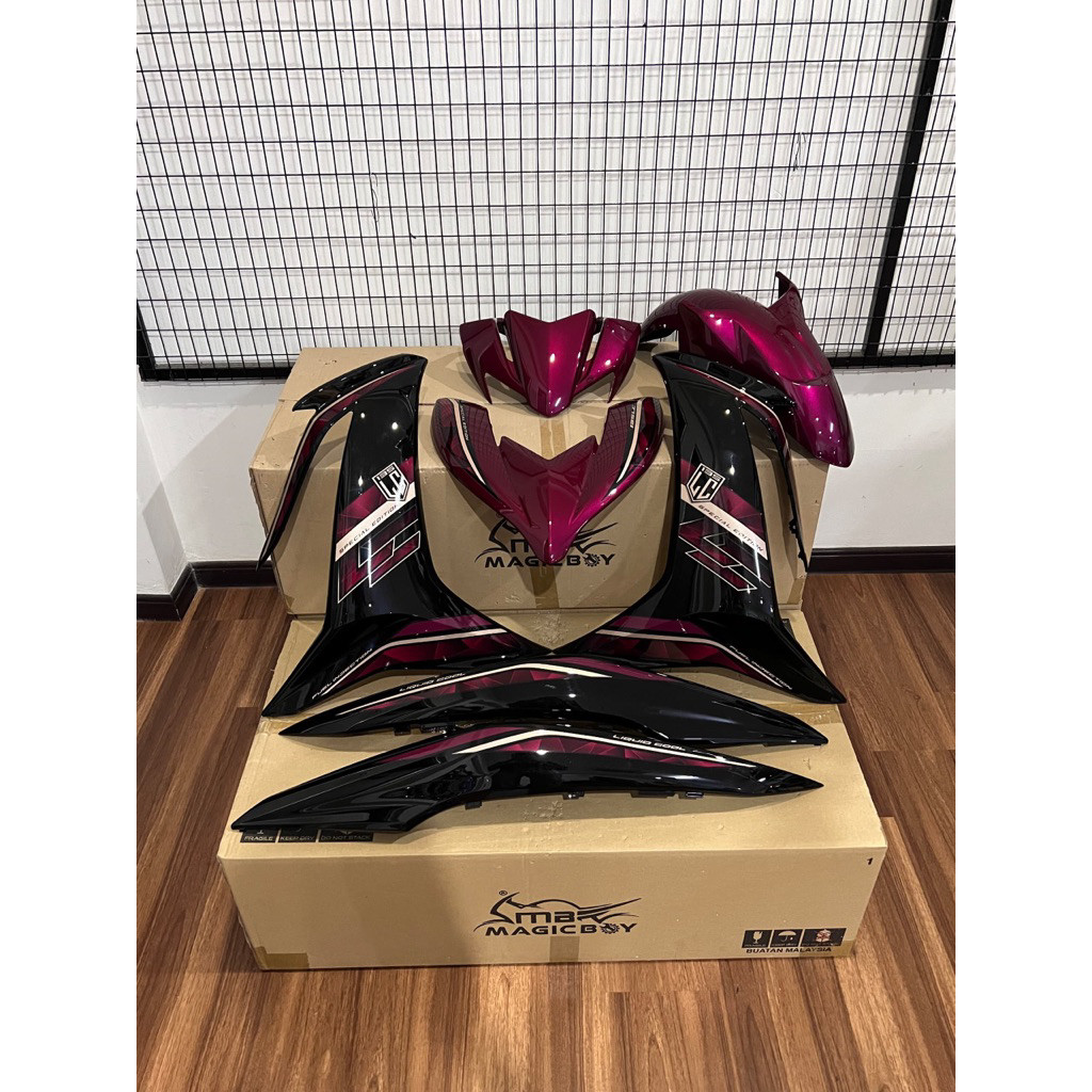 Coverset Magic boy LC135 V8 F.I 2025 SE MY25 SE DPRME Dunhill Merah ...