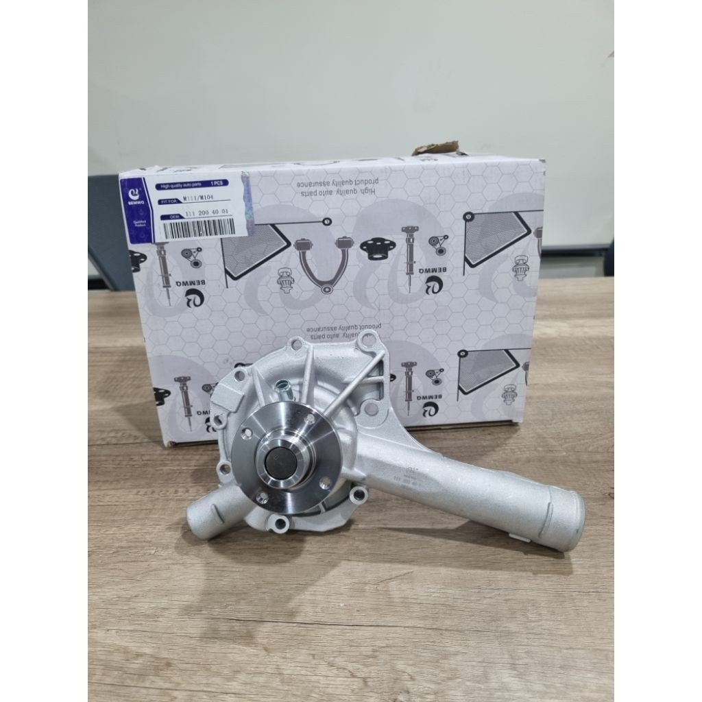Mercedes W202 W124 W210 M111 Engine GEBA Water Pump With Gasket ...