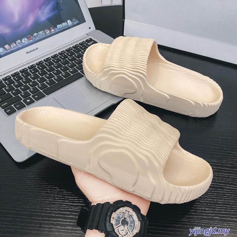 Yeezy Slide Yeezy Selipar 4 Colour Sandal Kanye West Calabasas ...