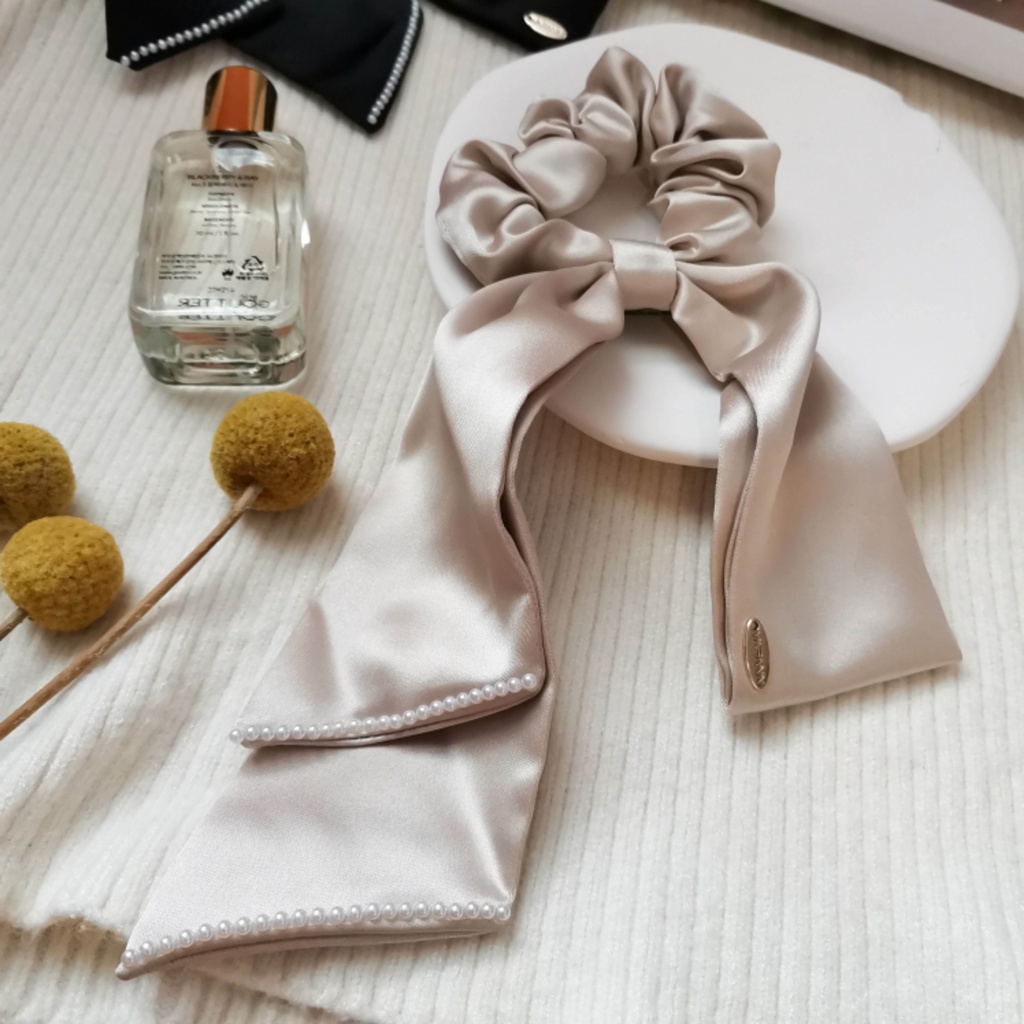 ACT STUDIO Satin Pearl Scrunchie Ribbon Hair Tie Riben Mutiara Getah Rambut Kain Satin Ikat ...