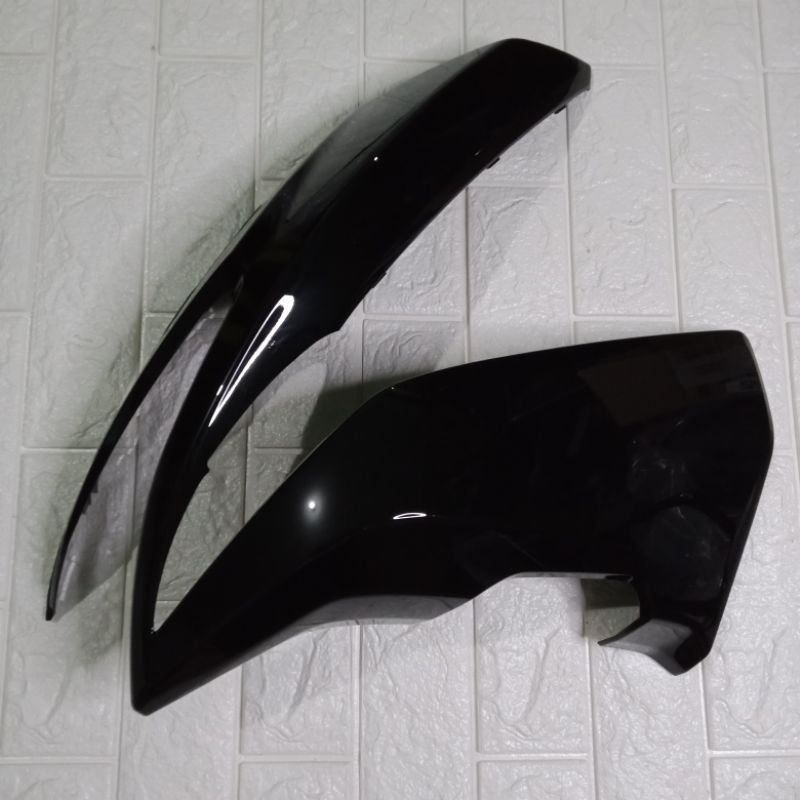 Yamaha LEFT or RIGHT Body Cowling AEROX 155 VERSION 1 Gloss Blue ...