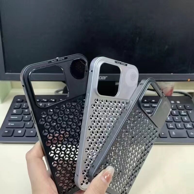 Metal Heat Dissipation Phone Case with Snap Buckle and Shockproof ...