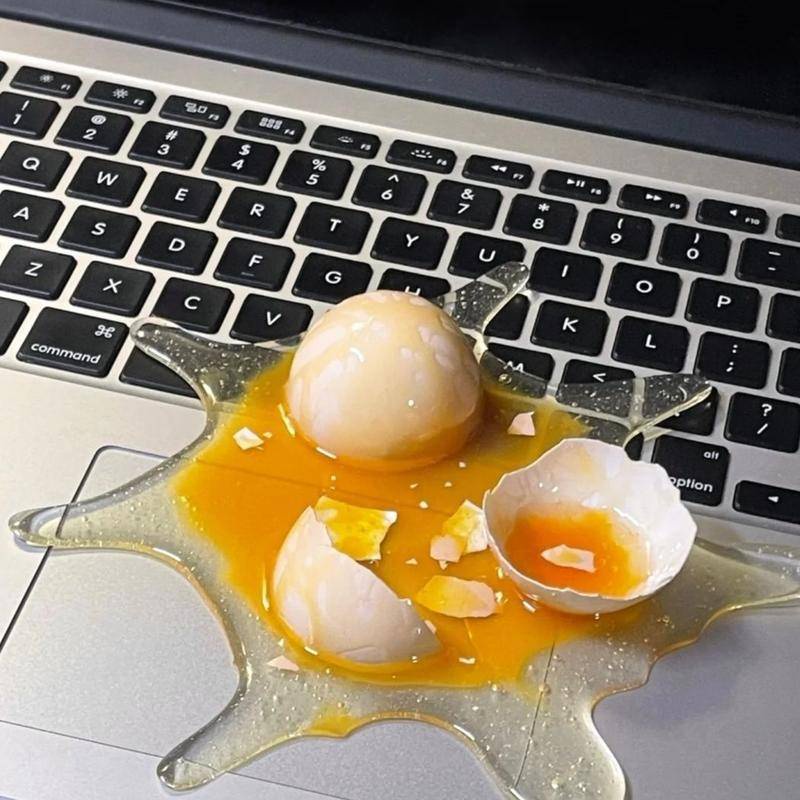 Broken Egg Phone Holder Tricky Prank Props Funny Prank Toys Prank Handy ...