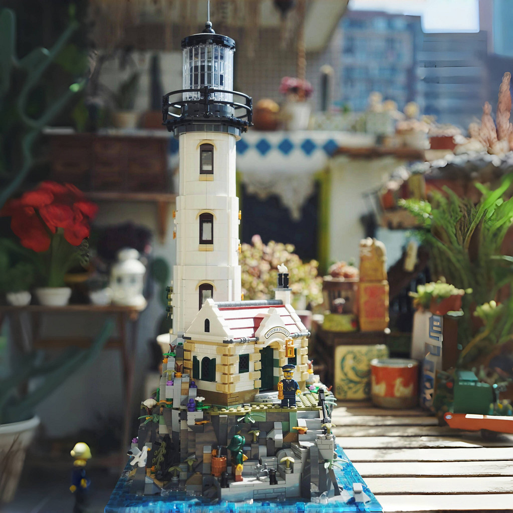 Electric Lighthouse Building Blocks Street Building Series Bucket Hut ...