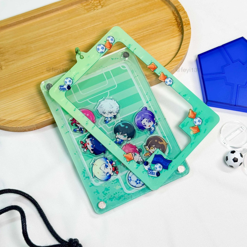 Blue Lock Soccer Striker Field Shaker Keychain & Stickers | Feyi ...