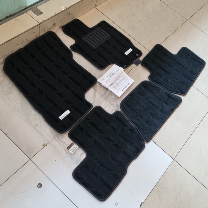 Original Mitsubishi Outlander PHEV Floor Mats Carpet | Shopee Malaysia