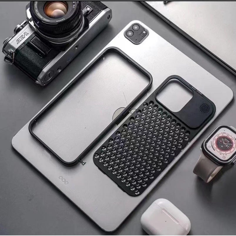 Metal Heat Dissipation Phone Case with Snap Buckle and Shockproof ...