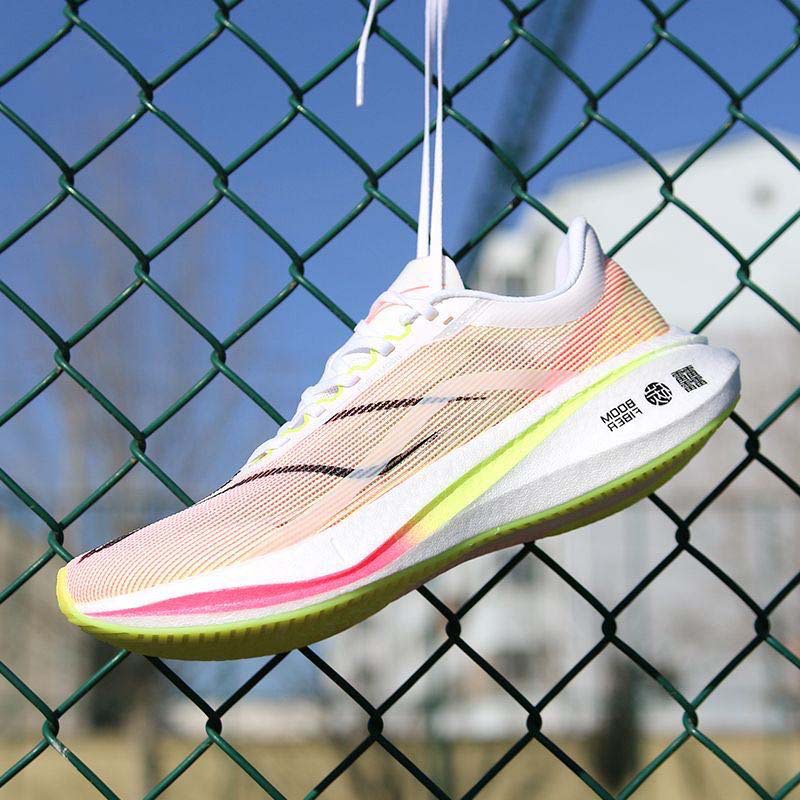 Cool Design Running Shoes for Men and Women Breathable Shock-absorbing ...