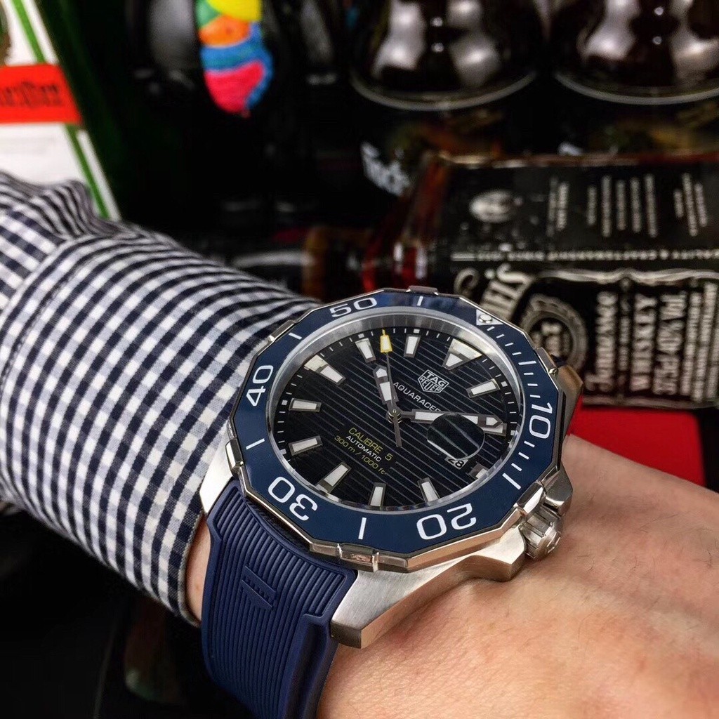 Tag_Heuer Race Submarine series is equipped with Swiss automatic ...