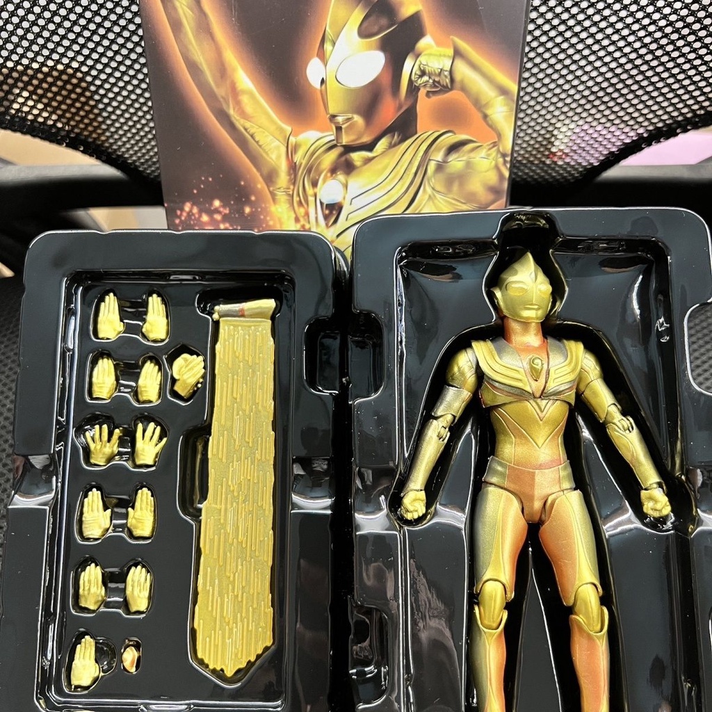 New WD Action Figure Ultraman Tiga Glitter Tiga Boy Toy Model Gift ...
