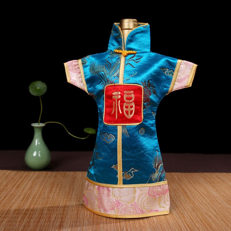 Chinese Style Characteristic Handicraft Silk Red Wine Cover Wine Bottle ...