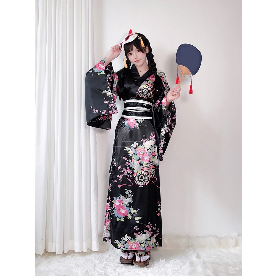 [Japanese Formal Costume cosplay Costume] Traditional Vibrating Sleeve ...
