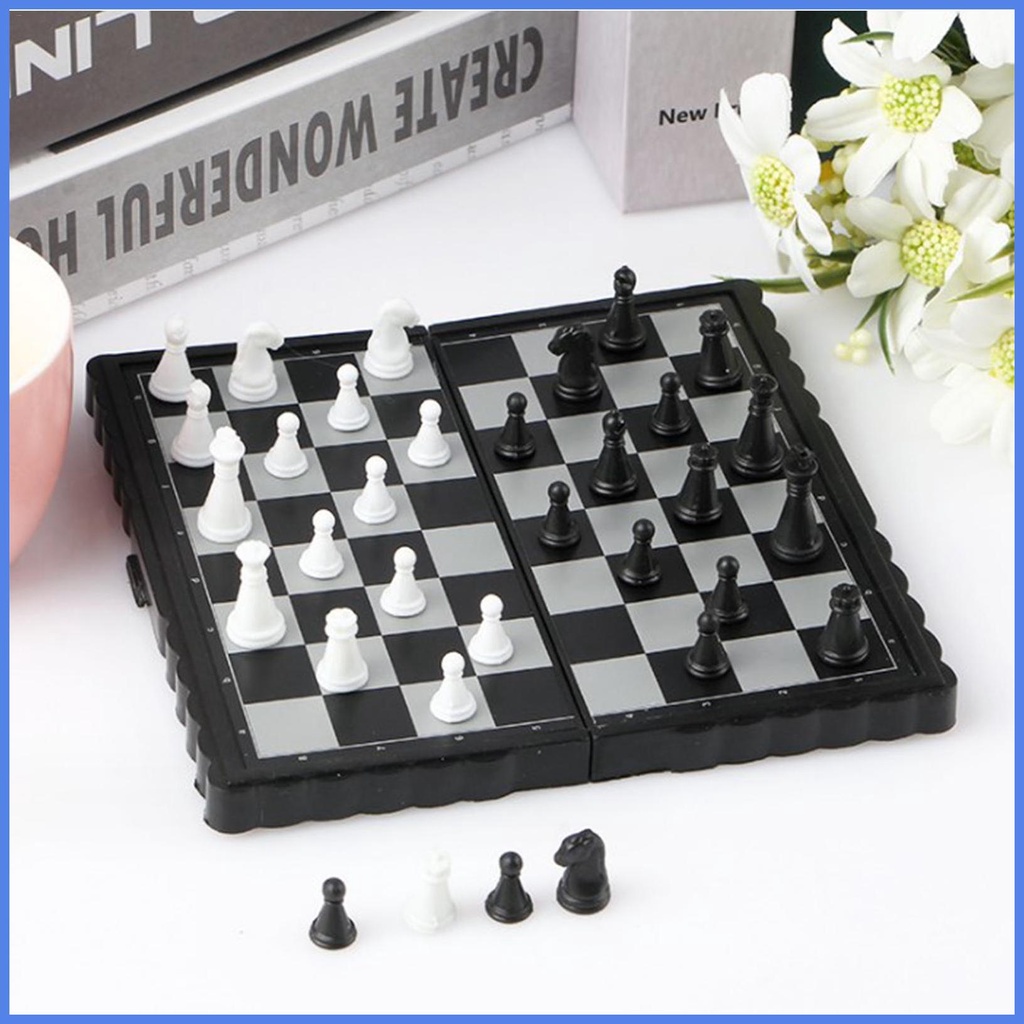 Folding Magnetic Chess Set Portable Travel Board Chess Set with Built ...