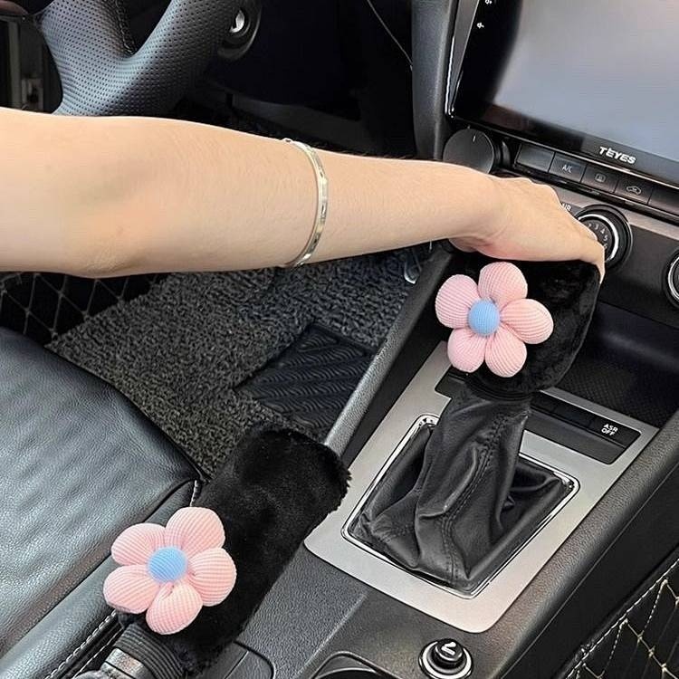 Car Gear Cover Cute Cartoon Shift Knob Cover Winter Car Gear Shift Knob ...