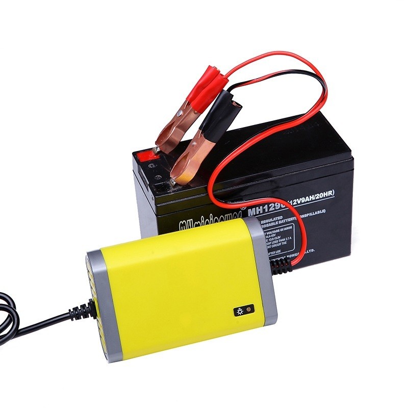Pengecas Bateri Kereta 12V 2A Car Battery Charger Motor Motorcycle ...