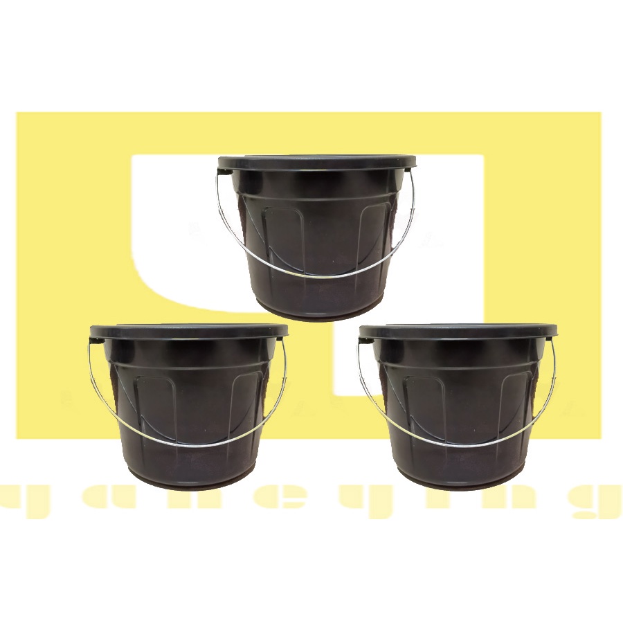 W/ 15pcs 2.5 gallon black plastic bucket with steel handle (Timba ...