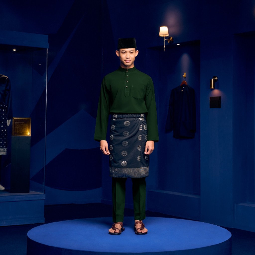 Baju Melayu Tradisional Fit Bulan Bintang Merah Putih Biru Kuning hijau ...