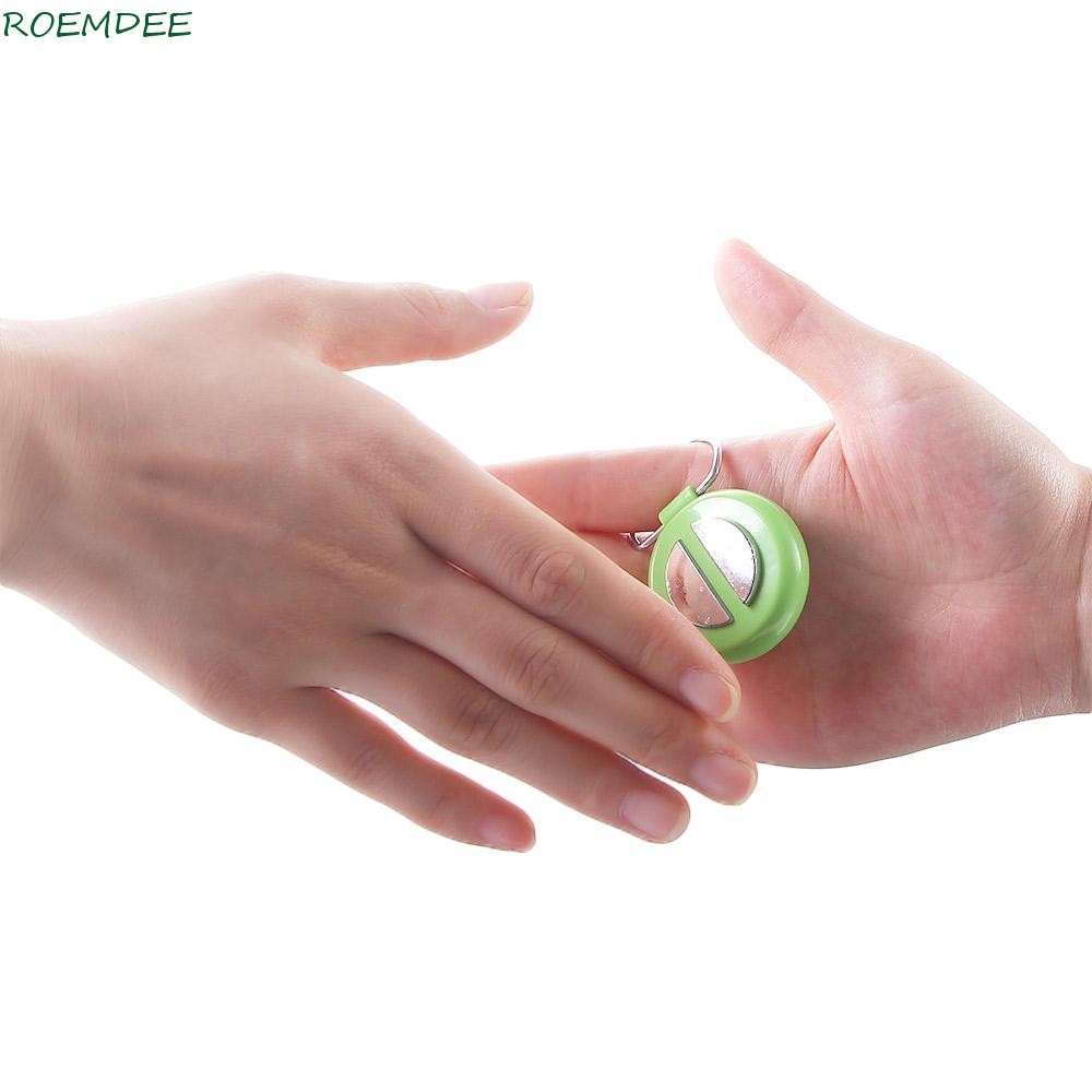 ROEMDEE Electric Shock Handshake Funny Grownup Joke Gag Gift April ...