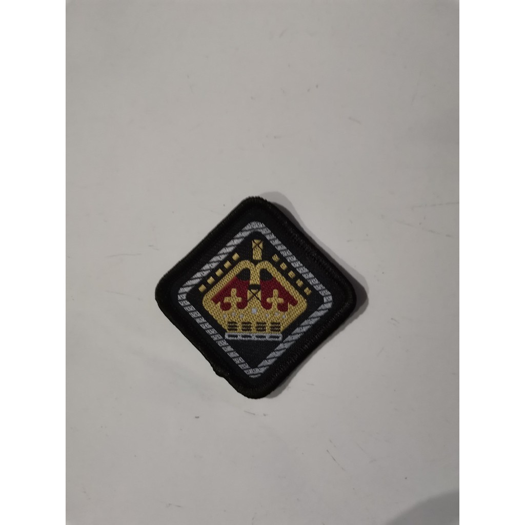 UK QUEEN SCOUT OLD BADGE 43mm | Shopee Malaysia