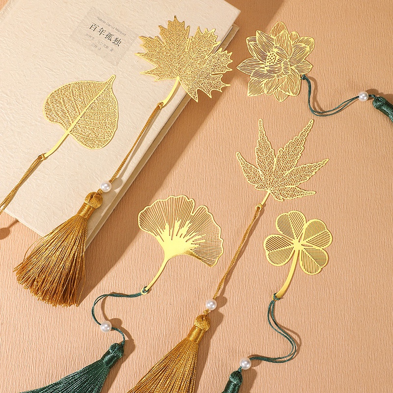 Retro Hollow Metal Bookmarks Gold Clover Lotus Ginkgo Flowers Maple ...