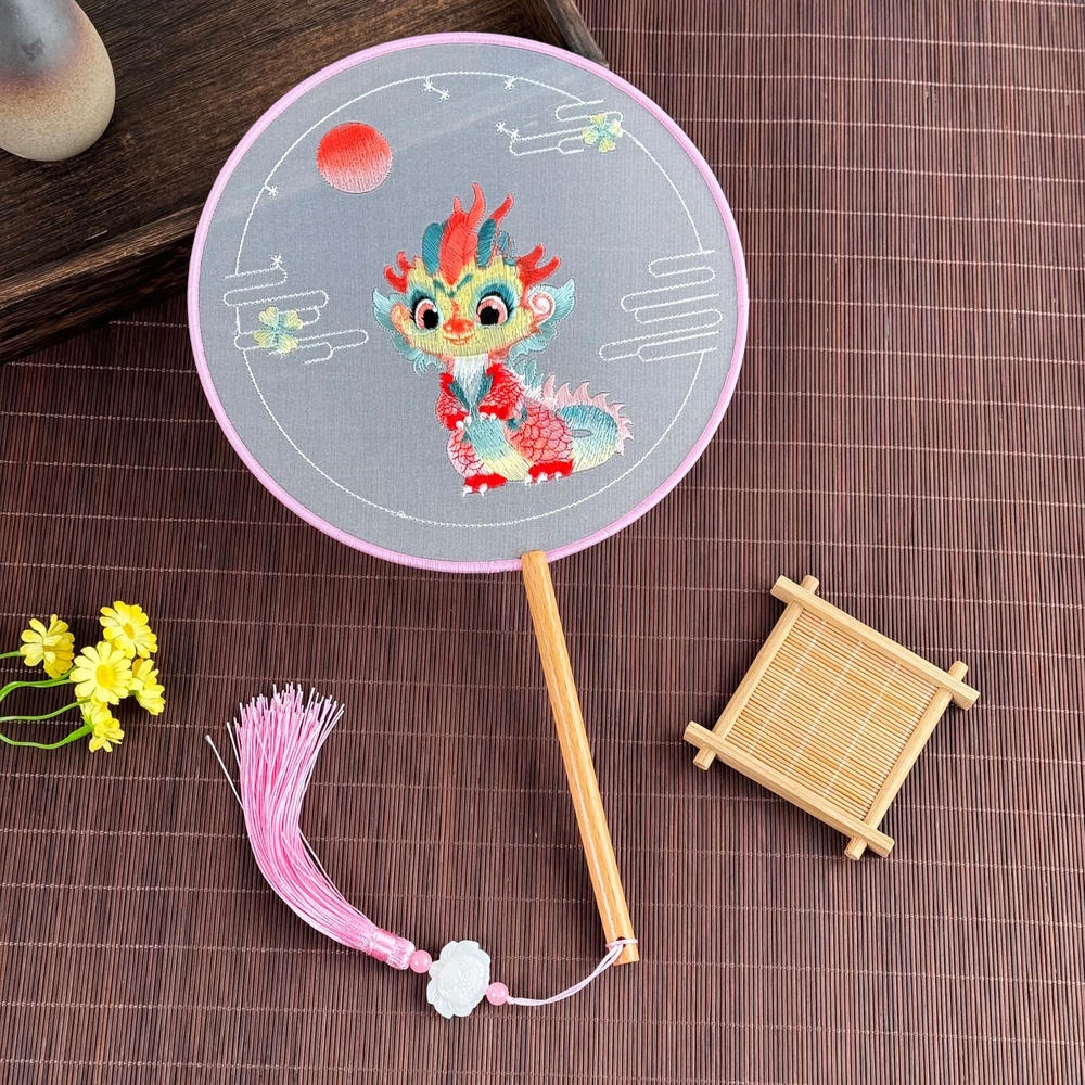 Vintage Chinese Style Embroidered Fan Hanfu Cheongsam Dance Performance ...