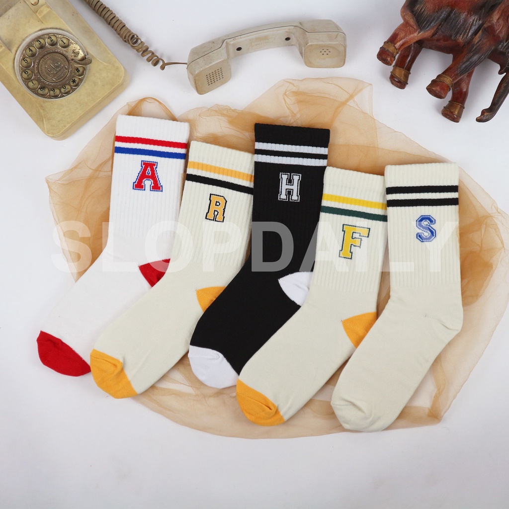 Oldskull Motif Socks - Alphabet Series | Shopee Malaysia