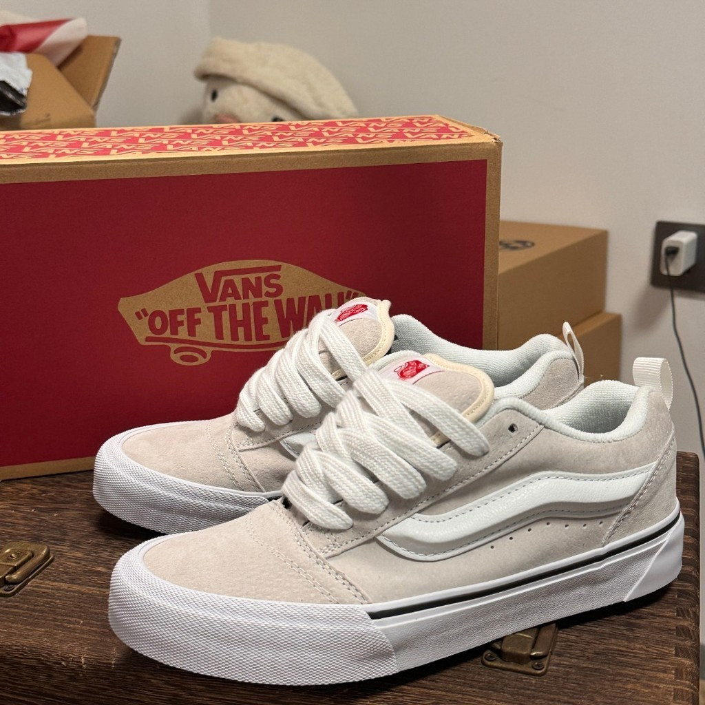 Van/s Classics Knu Skool kasut roti klasik putih pudar kasut kentang ...