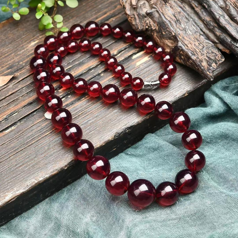 Blood Amber Bead Tower Chain Necklace Men's And Women's Round Beads ...