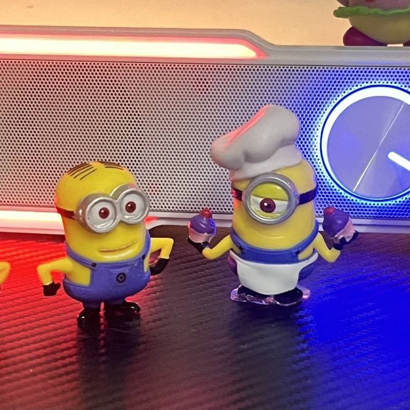 Genuine Bulk Cargo Despicable Me Yellow Man Big Eyes Cute Blind Box Toy ...