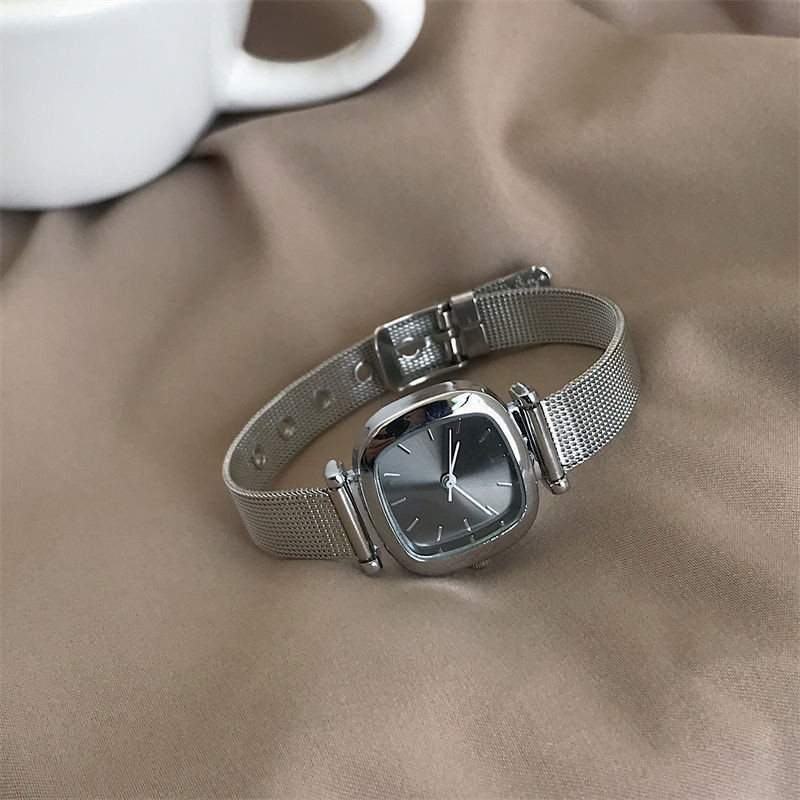 Chain Watch Female Student ins Simple Small Female Watch | Shopee Malaysia
