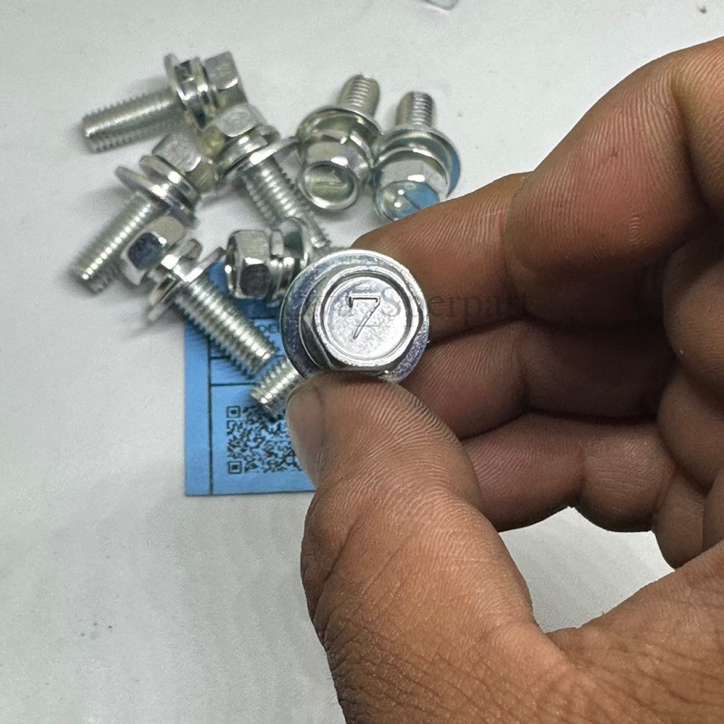 100pcs M8x25 BOLT with toyota double wash ring bolts key 12 BOLT LOGO ...