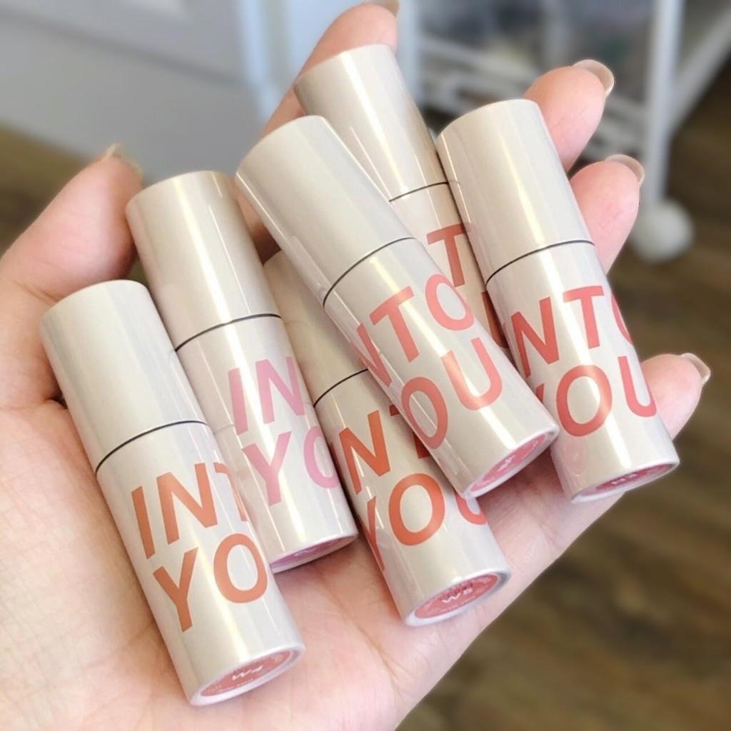 Into YOU Lip Gloss Heart Mu and YOU Airy Lip Mud Thin Lip Mud Matte ...