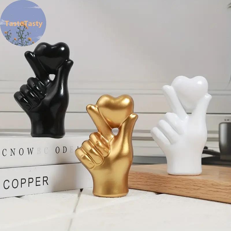 TasteTasty Heart Hand Gesture Statues Sculptures Luxury Resin Desktop ...