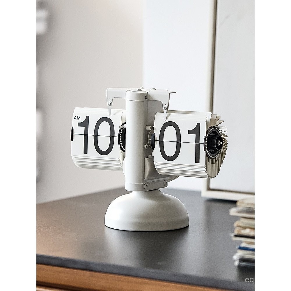 Flip Clock Living Room Desk Clock Retro Living Room Decoration Desk ...