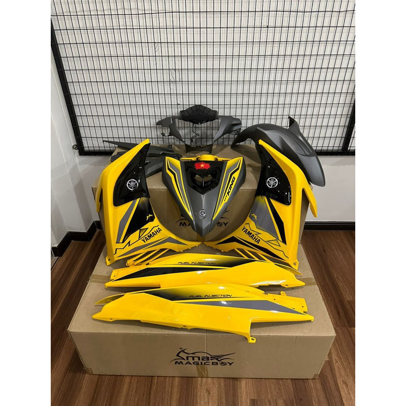 B2R Magic Boy LC135 V4 V5 V6 V7 Cover Set MX King Yellow Matt Grey ...
